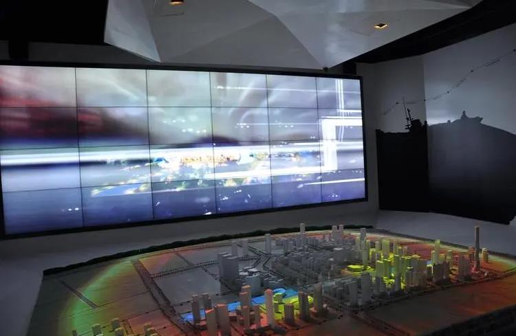 LCD display and LED display create multimedia information display ...