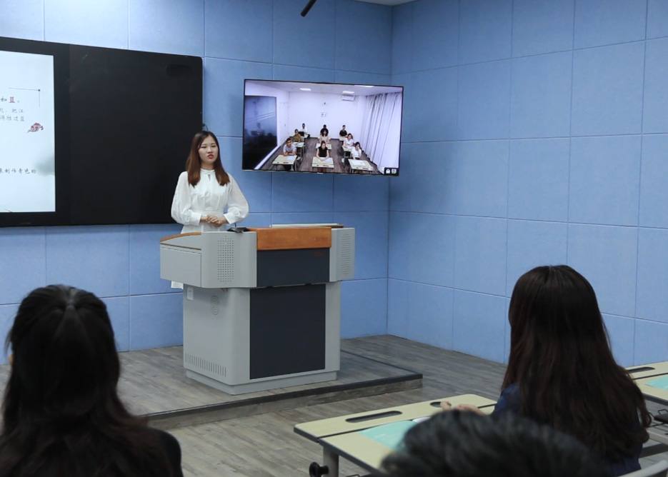 What is a class recording system? What are the benefits of the class ...